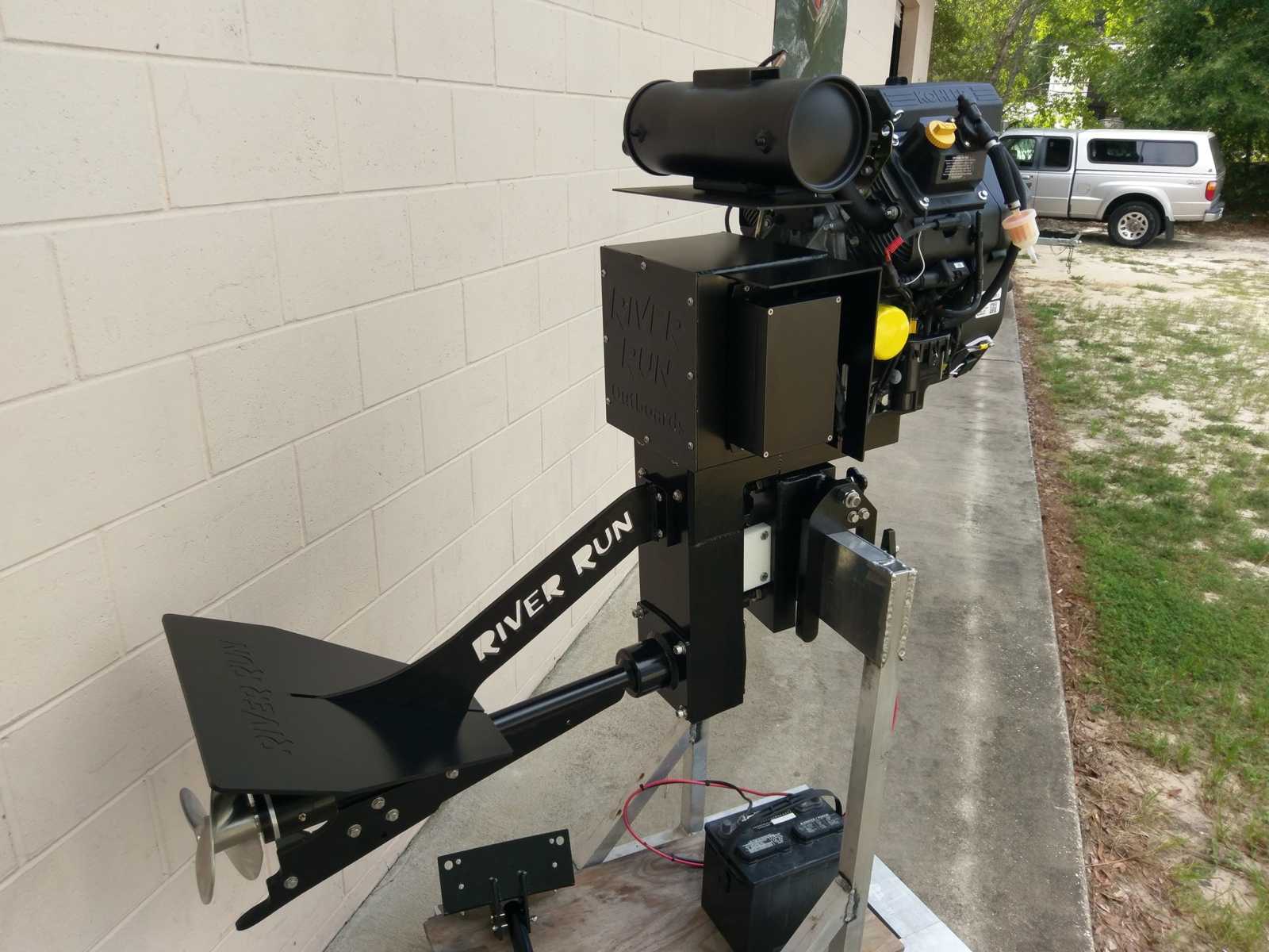 23 HP Fuel Injected Mud Motor - RiverRunMarine